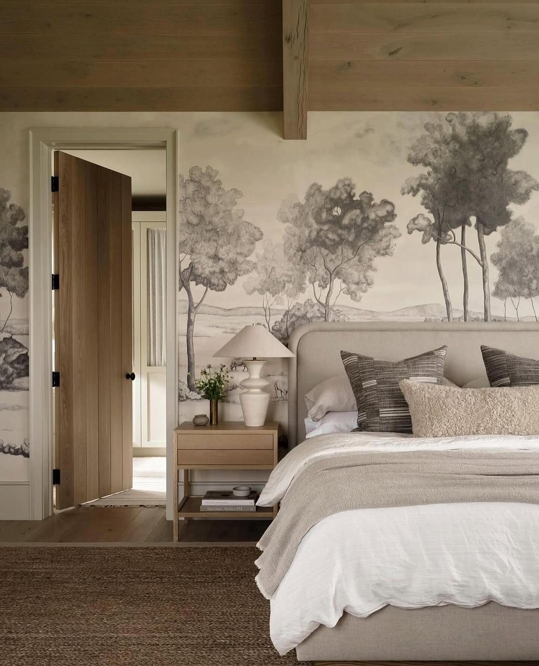 Unique Wallpaper Decor Ideas for a Stylish Home