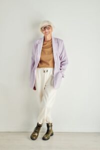How to Dress Well in Your 60s - Dijbi